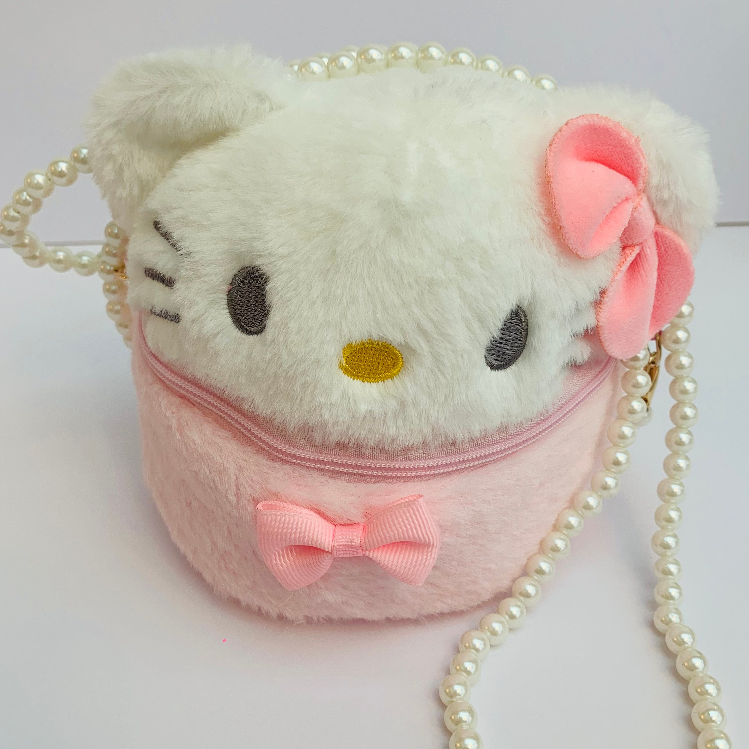 Gorgeous Plush Kawaii Cartoon Character, Cute Mini Handbags, Purses ...