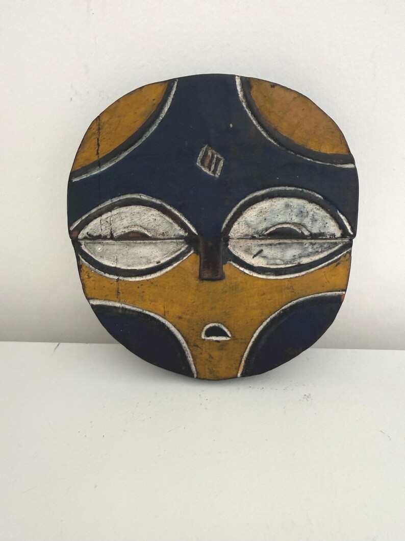 Vintage African Teke Tribal Mask : Hand Carved Round Geometric Mask - Etsy