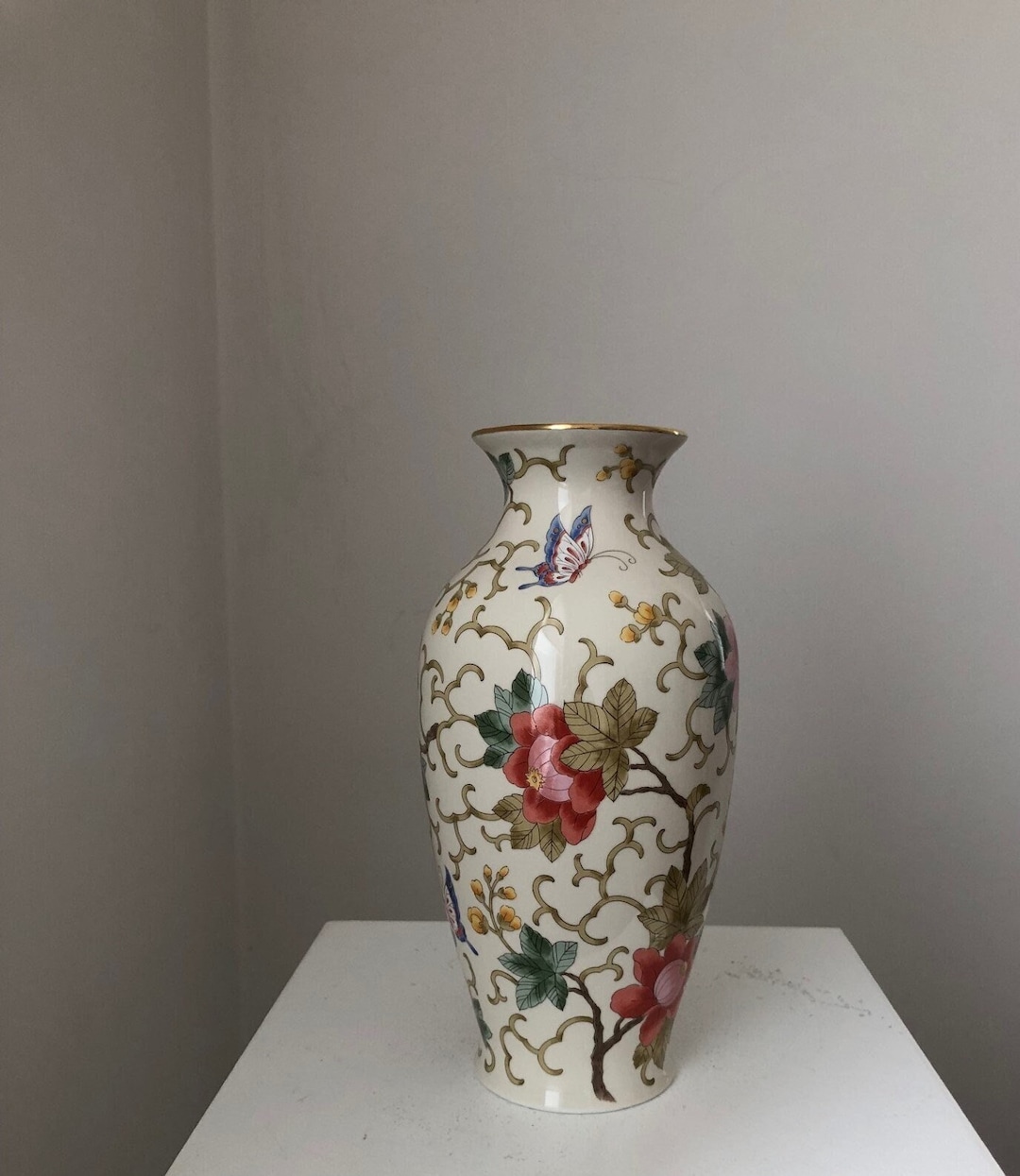 Vintage Japanese Porcelain Vase With Flowers Butterflies - Etsy