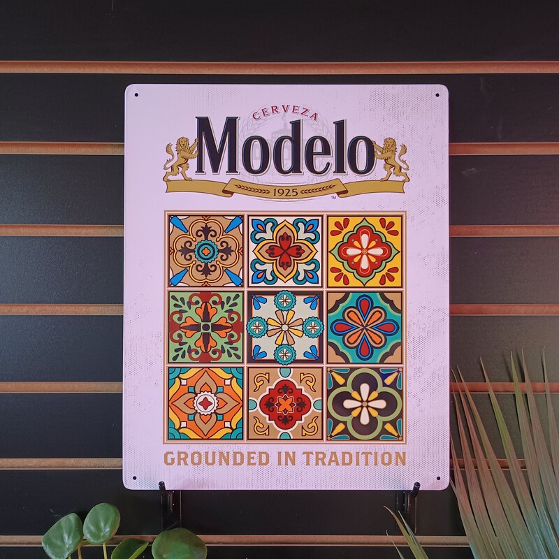Modelo Party - Etsy