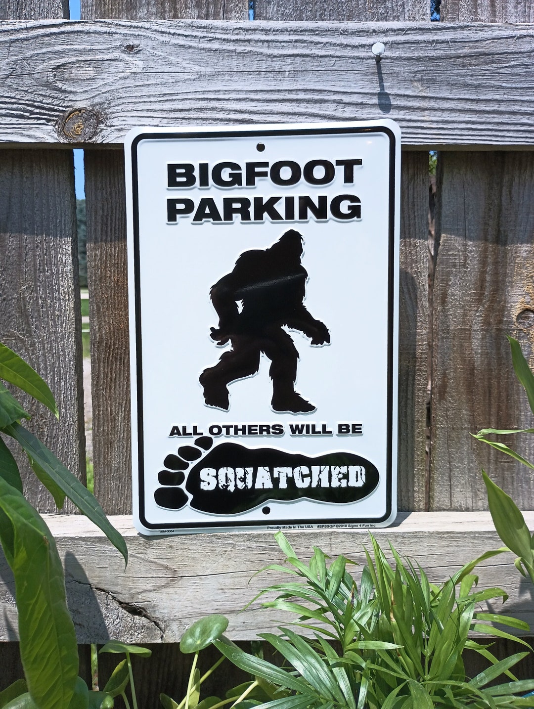 Bigfoot Parking Sign Sasquatch Signs Outdoor Parking Sign Cabin Decor ...