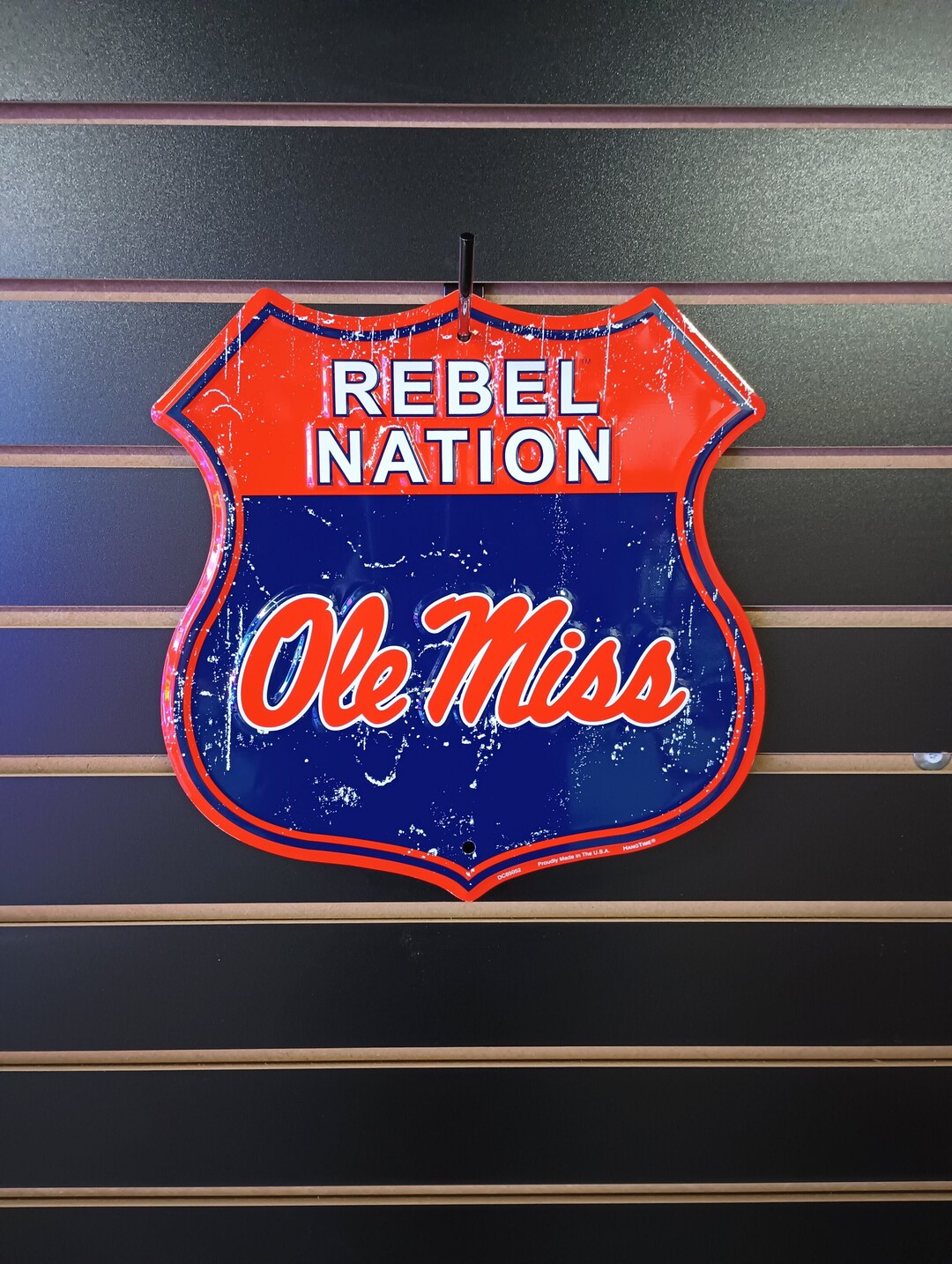 Ole Miss Signs University of Mississippi Alumni Gifts for College ...