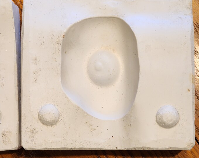 Vintage Slip Cast Mold Ceramic Medium Shoulder Plate - Etsy