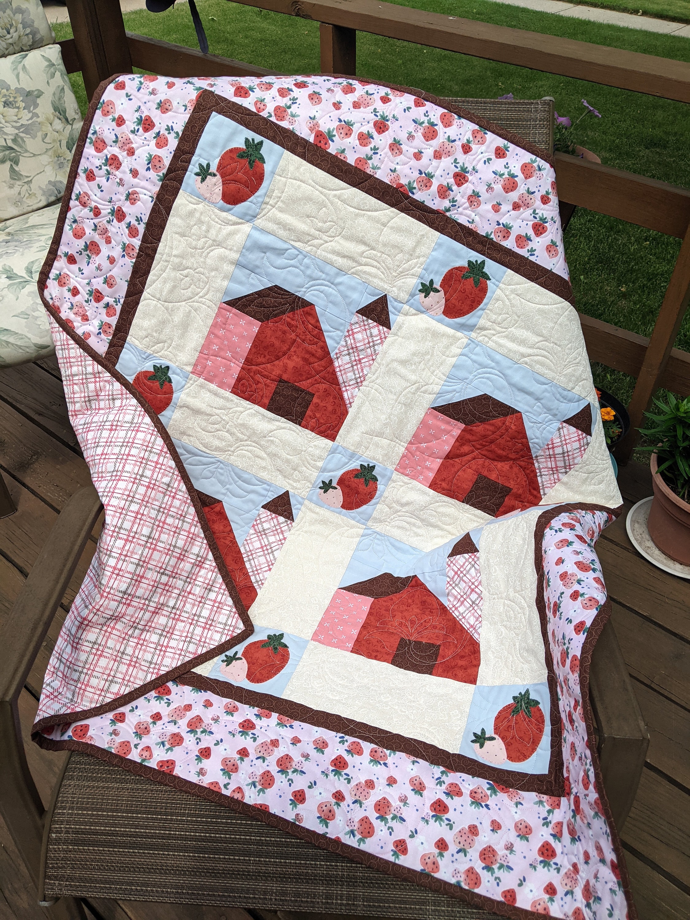 Homemade Farm and Country Quilt With Barns and Strawberries - Etsy