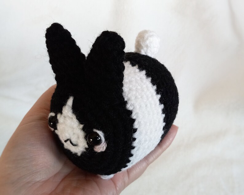 Dutch Loaf Bunny Amigurumi Crochet Black and White Rabbit - Etsy