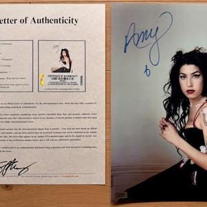 Amy Winehouse Signed Autographed 8x12 Inch Photo + COA - Etsy