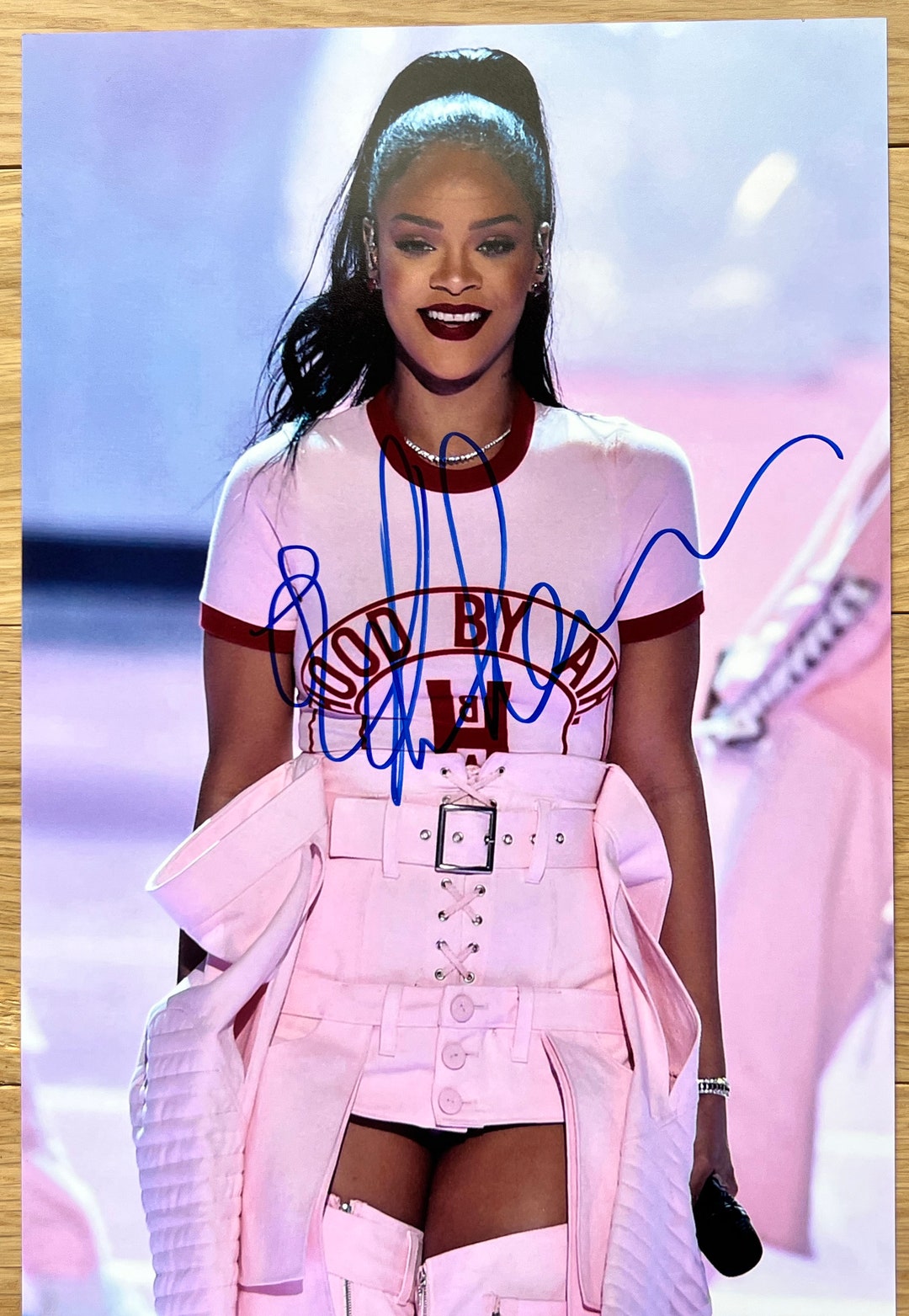 Rihanna Signed Autographed 8x12 Inch Photo + COA - Etsy
