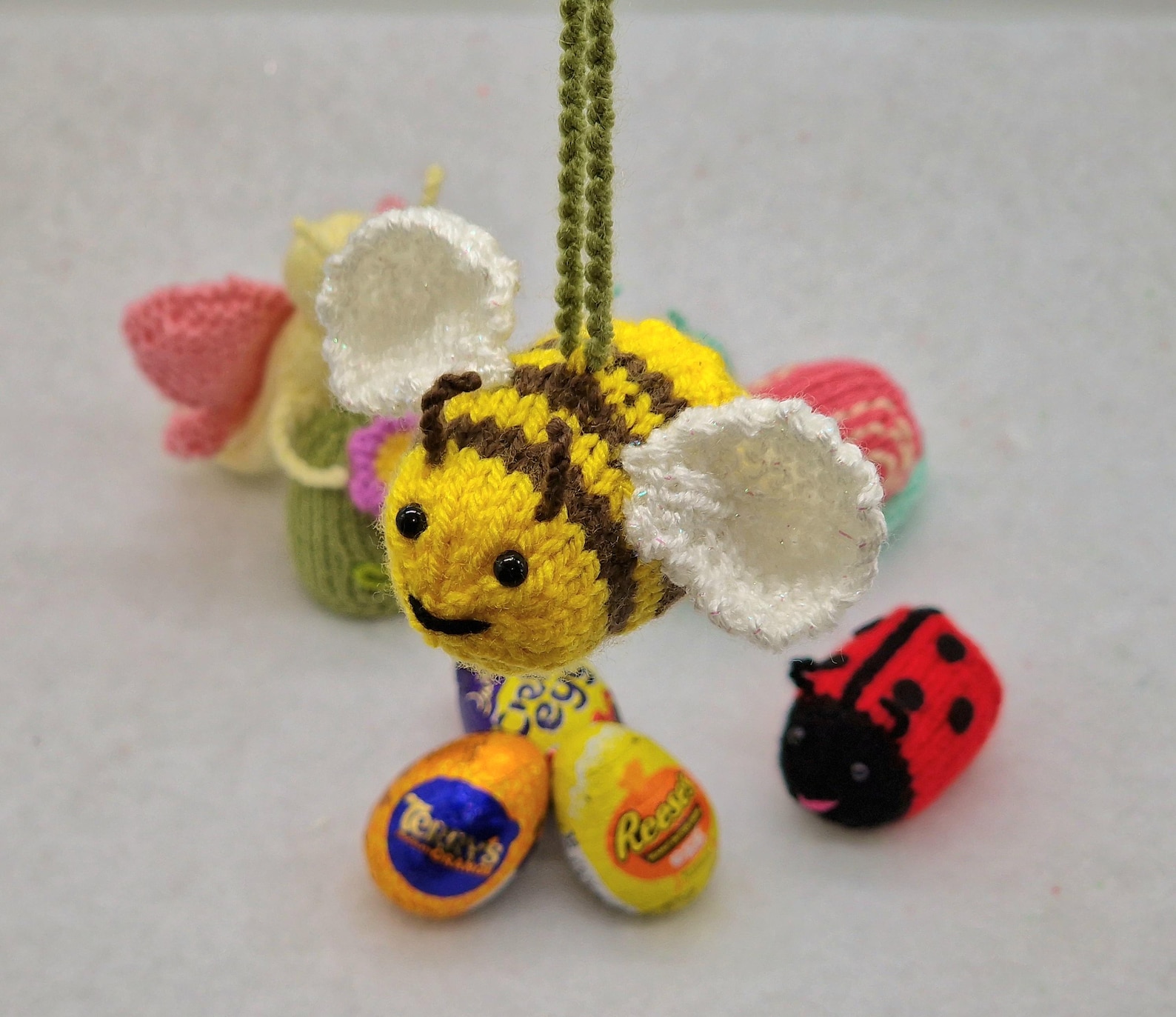 Knitted Garden Critters Easter Knitting Pattern Creme Egg Covers: Bee ...