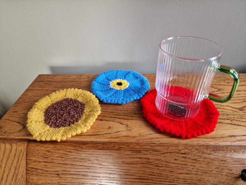 Coaster Knitting Patterns DK Coffee Tea Gift Set Charity EASY Flowers ...