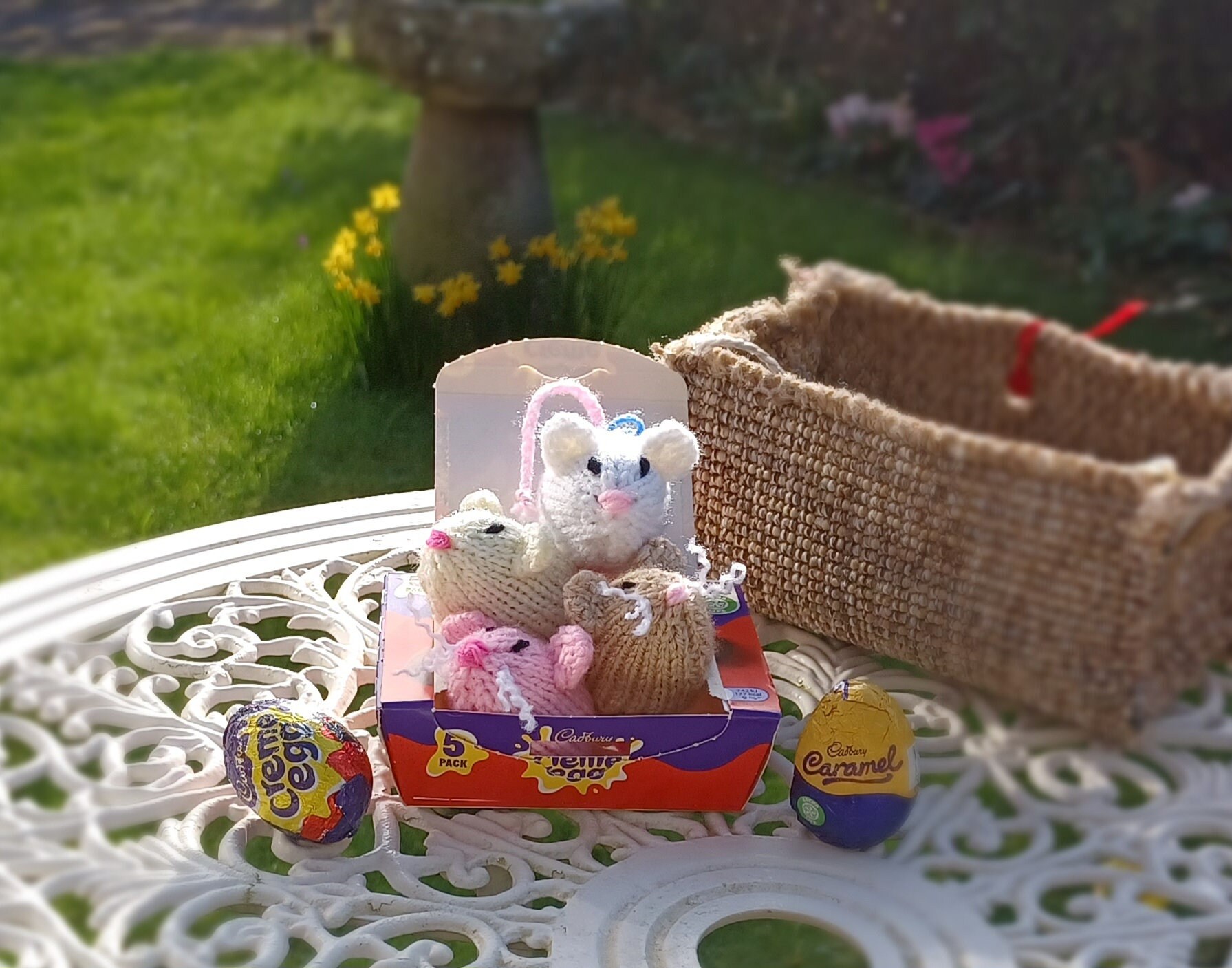 PDF Little Mouse Family Creme Egg Cover Knitting Pattern DK Gift ...