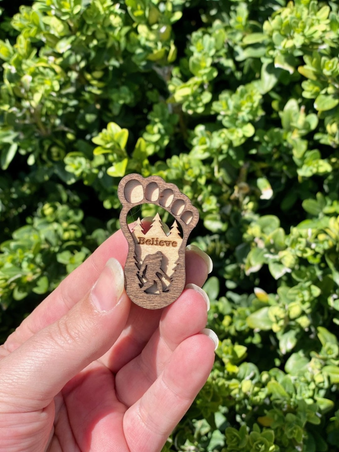 Bigfoot Magnet | Sasquatch Magnet | Bigfoot Gifts | Sasquatch Lover ...
