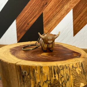 Hand Painted 3D Printed Highland Cow Key Chain Cow Keychain Highland ...