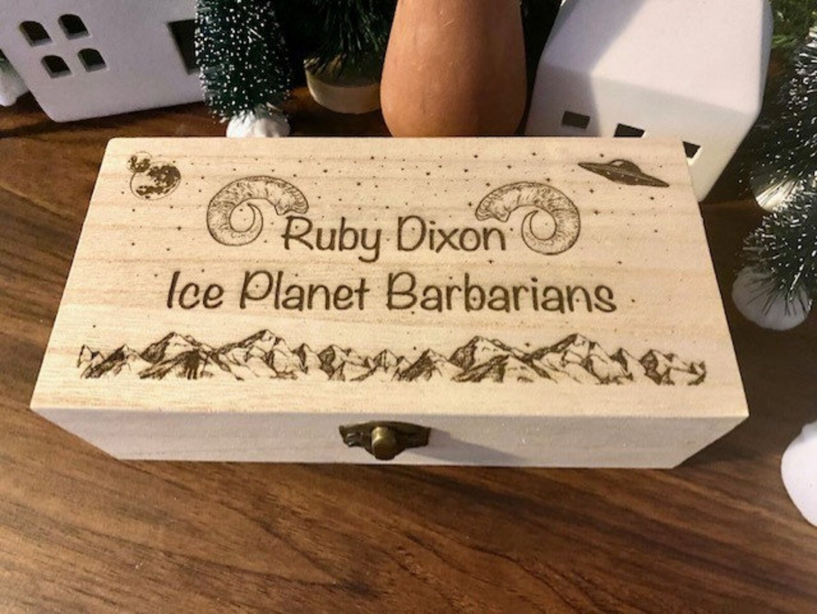 Unofficial Ruby Dixon Custom Engraved Bookmark Storage Box | Ice Planet ...