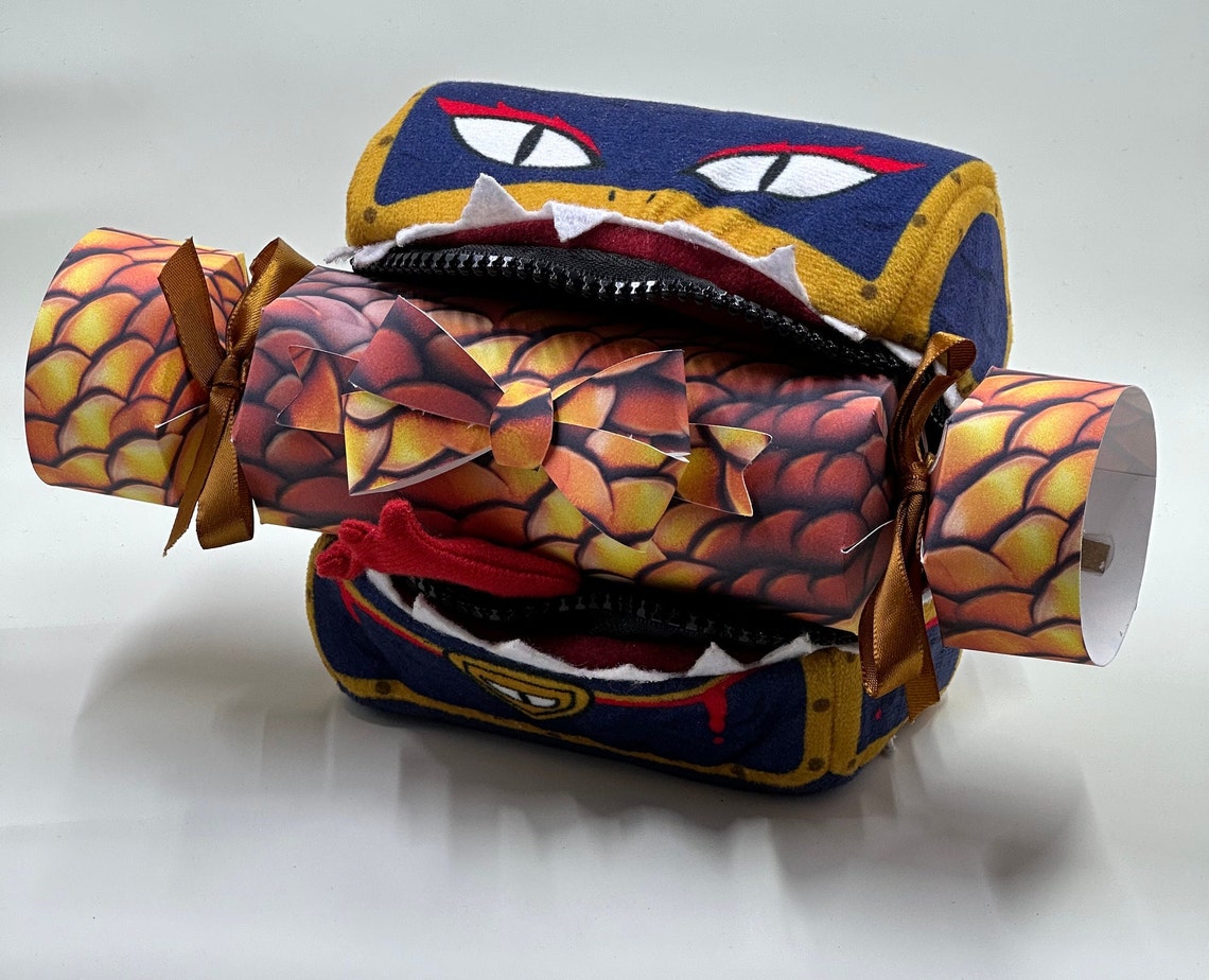 Dungeons and Dragons Themed Party Crackers set of 6 - Etsy