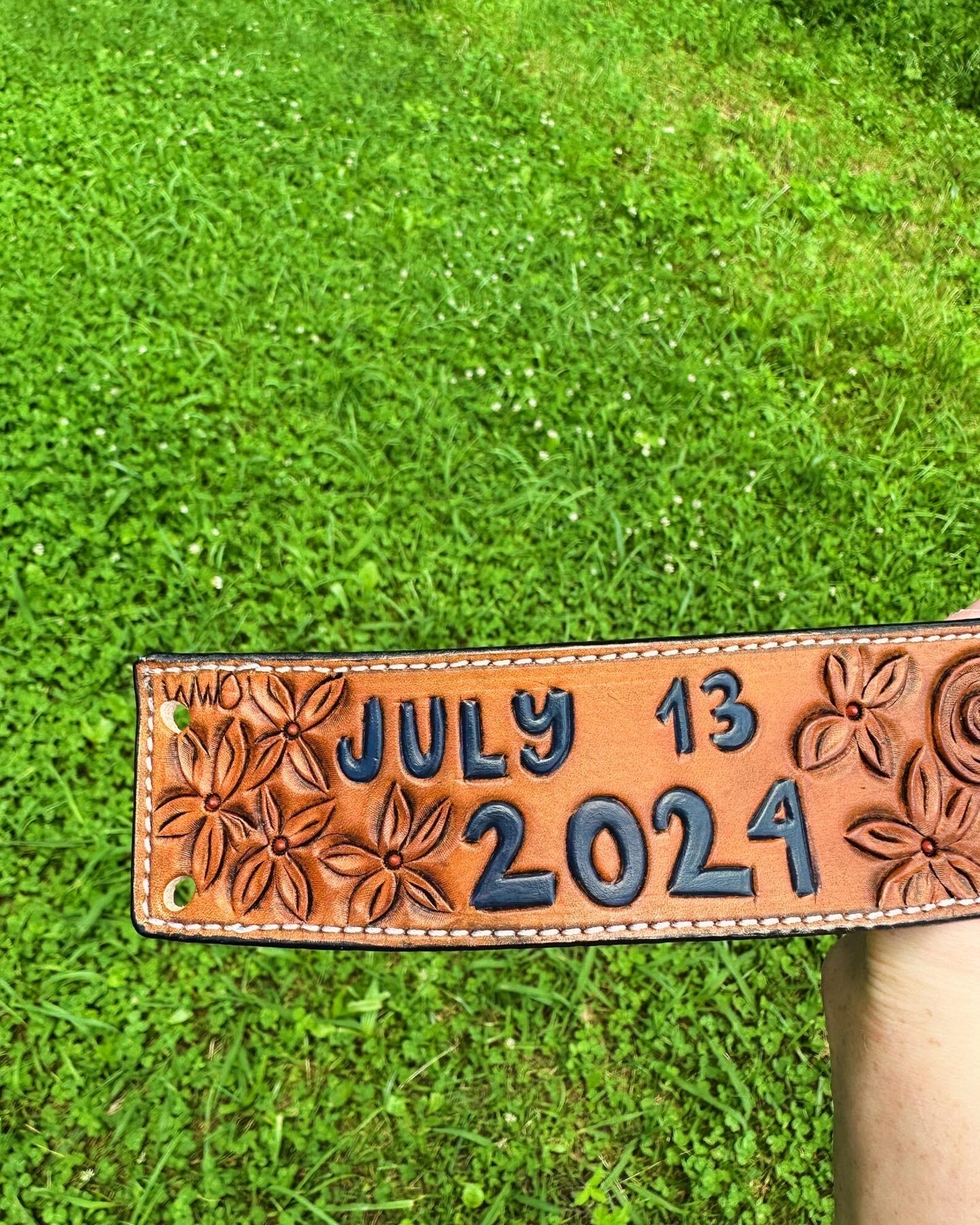 JUST GARTER- Customizable Handtooled Leather Garter - Etsy