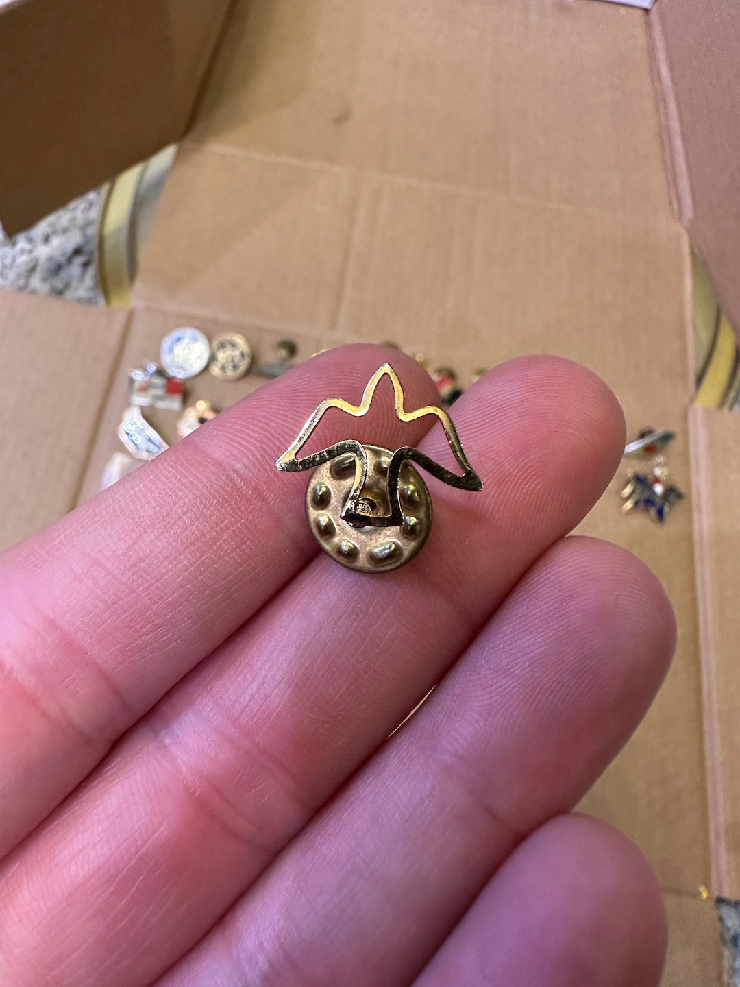 Gold Dove Lapel Pin - Etsy