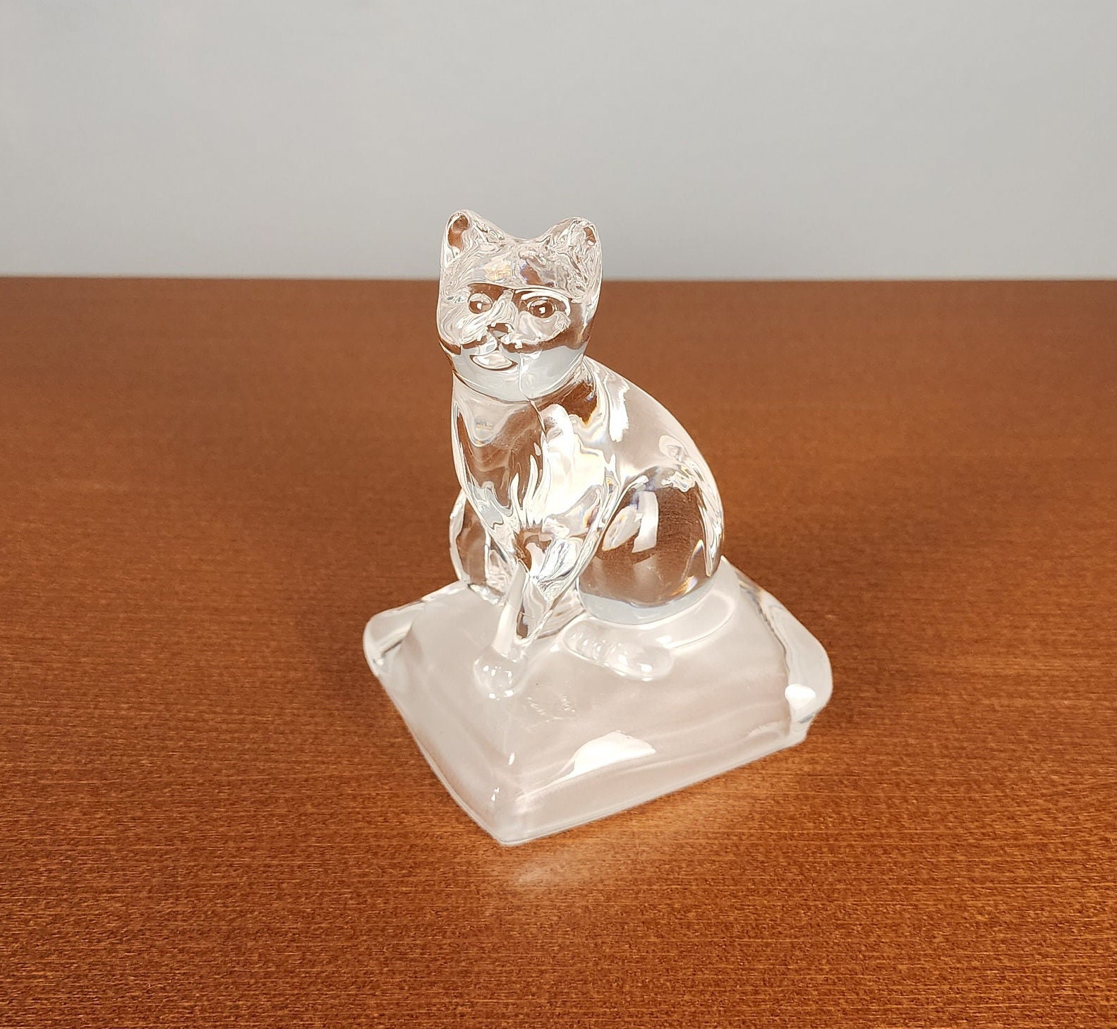 Vintage Crystal Clear Glass Cat Figurine, Sitting Cat Art, Glass Cat ...