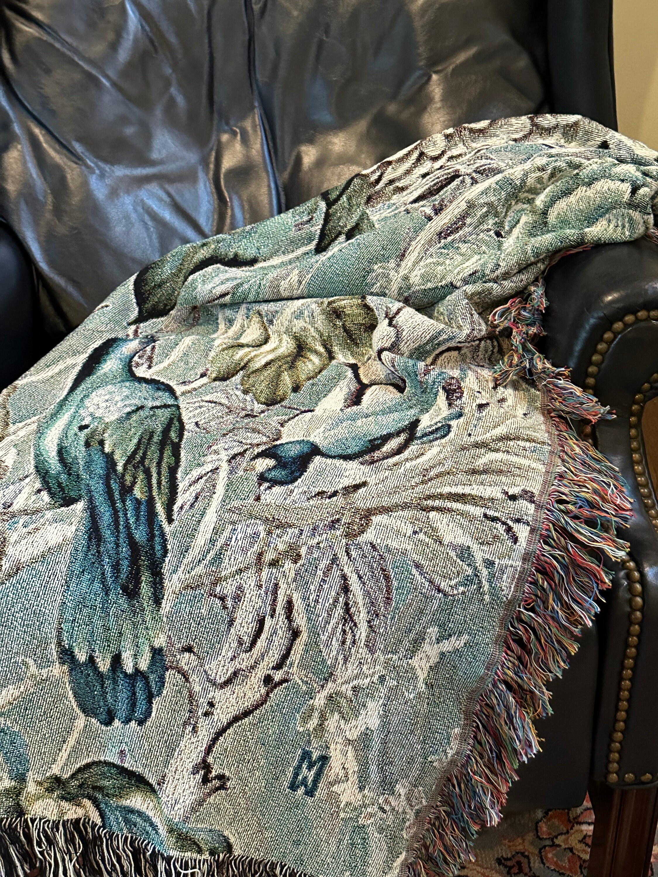 Chinoiserie Two Tone Birds and Flowers Over Pour | Ecofriendly 100% ...