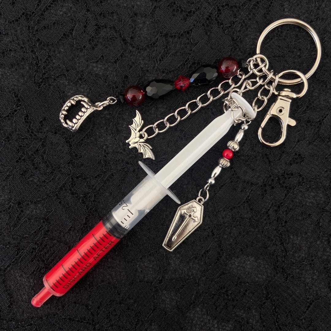 Vampire Bloody Blood Syringe Unique Gothic Keychain /bag Charm/key ...