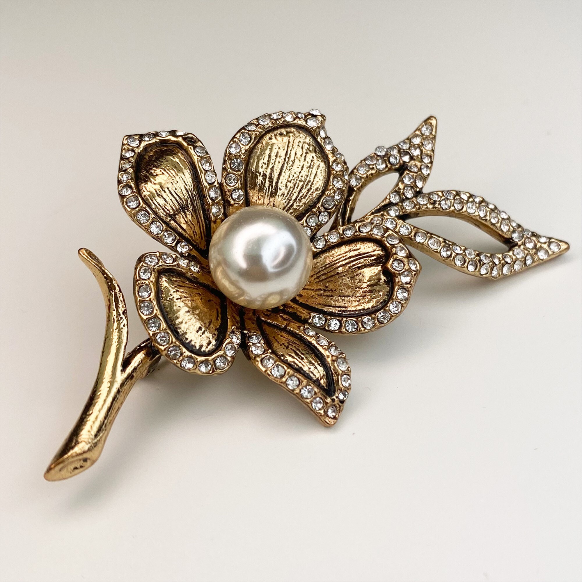 Bronze Enamel Brooch With Gold Love Flower Model - Etsy