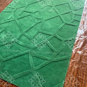 Emerald Forest Wool Accent Hand Tufted Rug Geometric Rectangle Shape ...