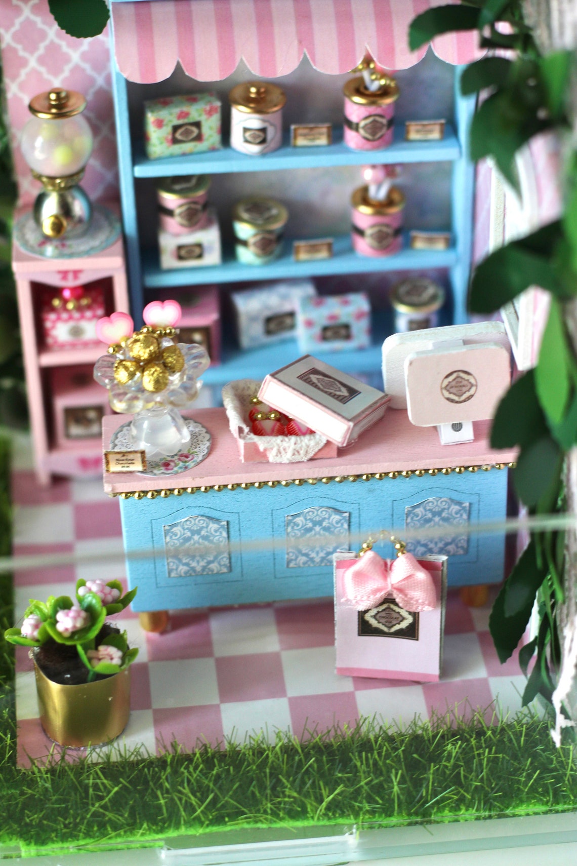 Pre-order Sweet Treats Cafe Spooder Enclosure - Etsy