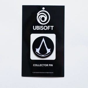 Assassins Creed Crest Enamel Pin Gamer Gifts Amazing Gift for Gamers ...