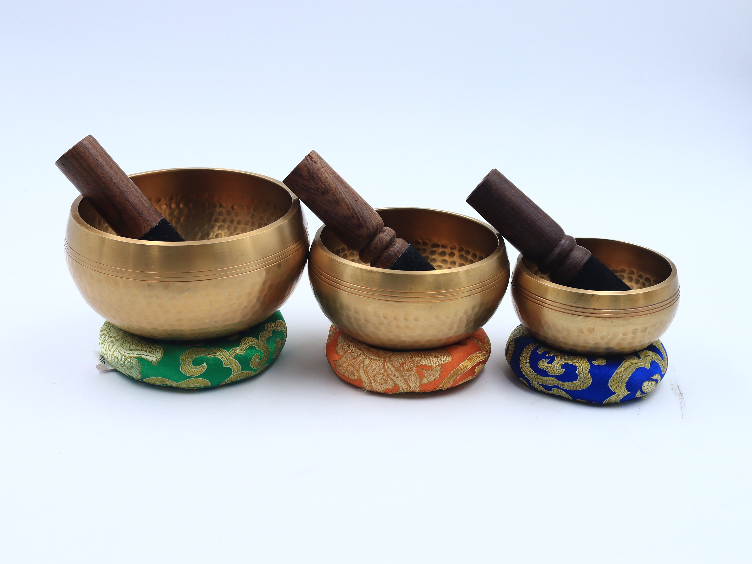 Gulpa Singing Bowl Set of Three Hand Beaten Chakra Healing - Etsy