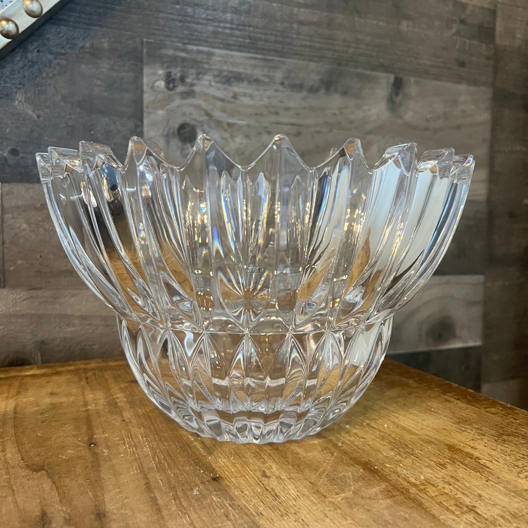 Mikasa Crystal Ice Palace 10 Inch Serving Bowl - Crystal Vase - Decor ...