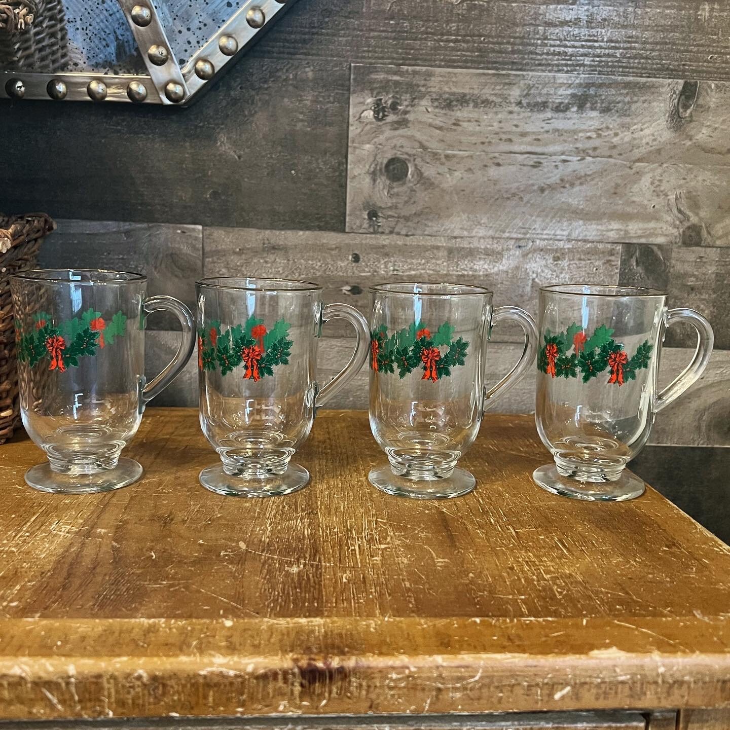 Vintage Holiday Libbey Glass Tall Mugs Set of 4 Green Garland, Red Bows ...