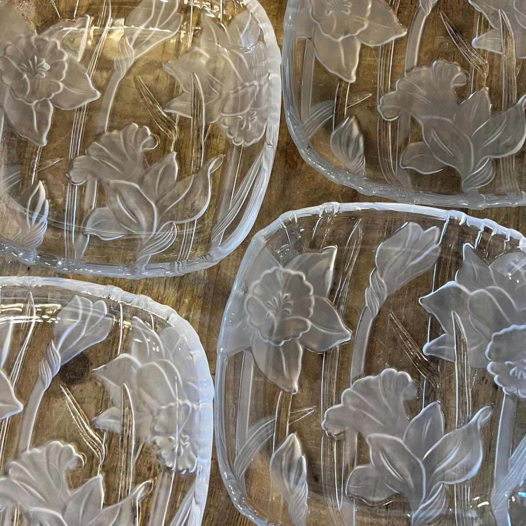 Vintage Crystal Clear Studios Daffodil Plates - Set of 4 - Etsy