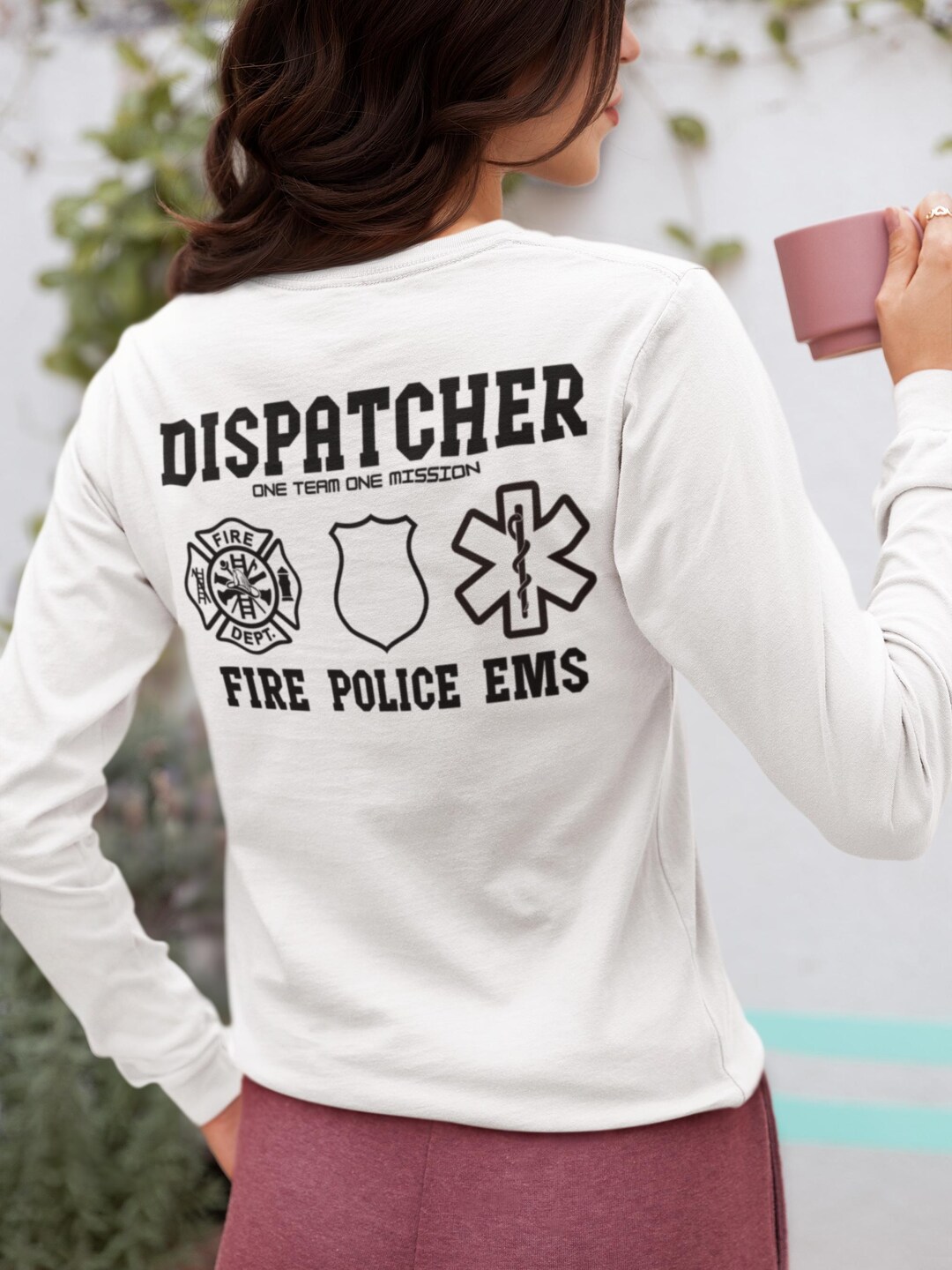 Thin Gold Line 911 Dispatcher Unisex Long Sleeve T-shirt, Comfort ...