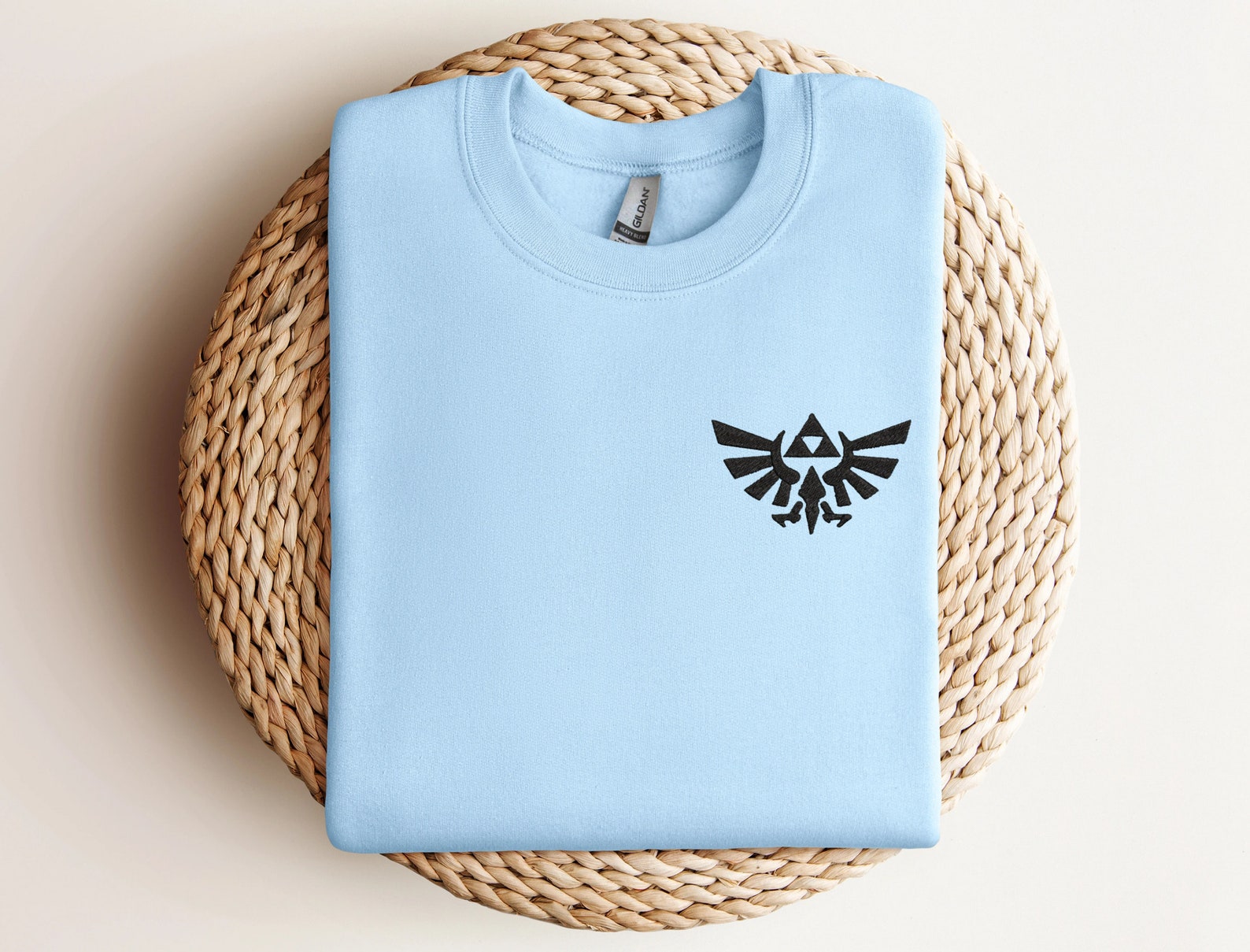 Legend of Zelda Embroidered Sweatshirt, Cozy Gamer Hoodie, Minimalist ...