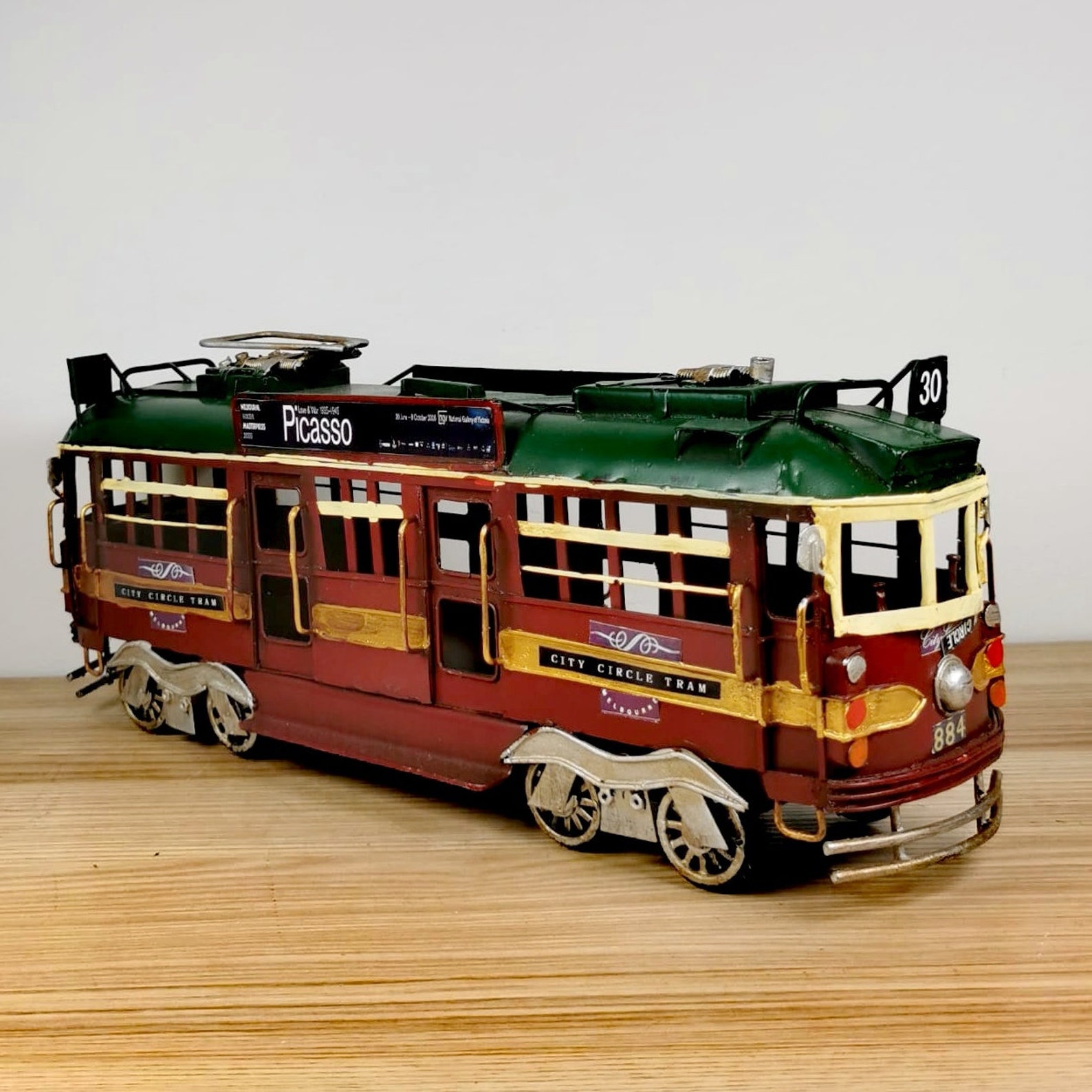 Vintage Tram Metal Train Retro Train Vintage Decoration Miniature Train ...