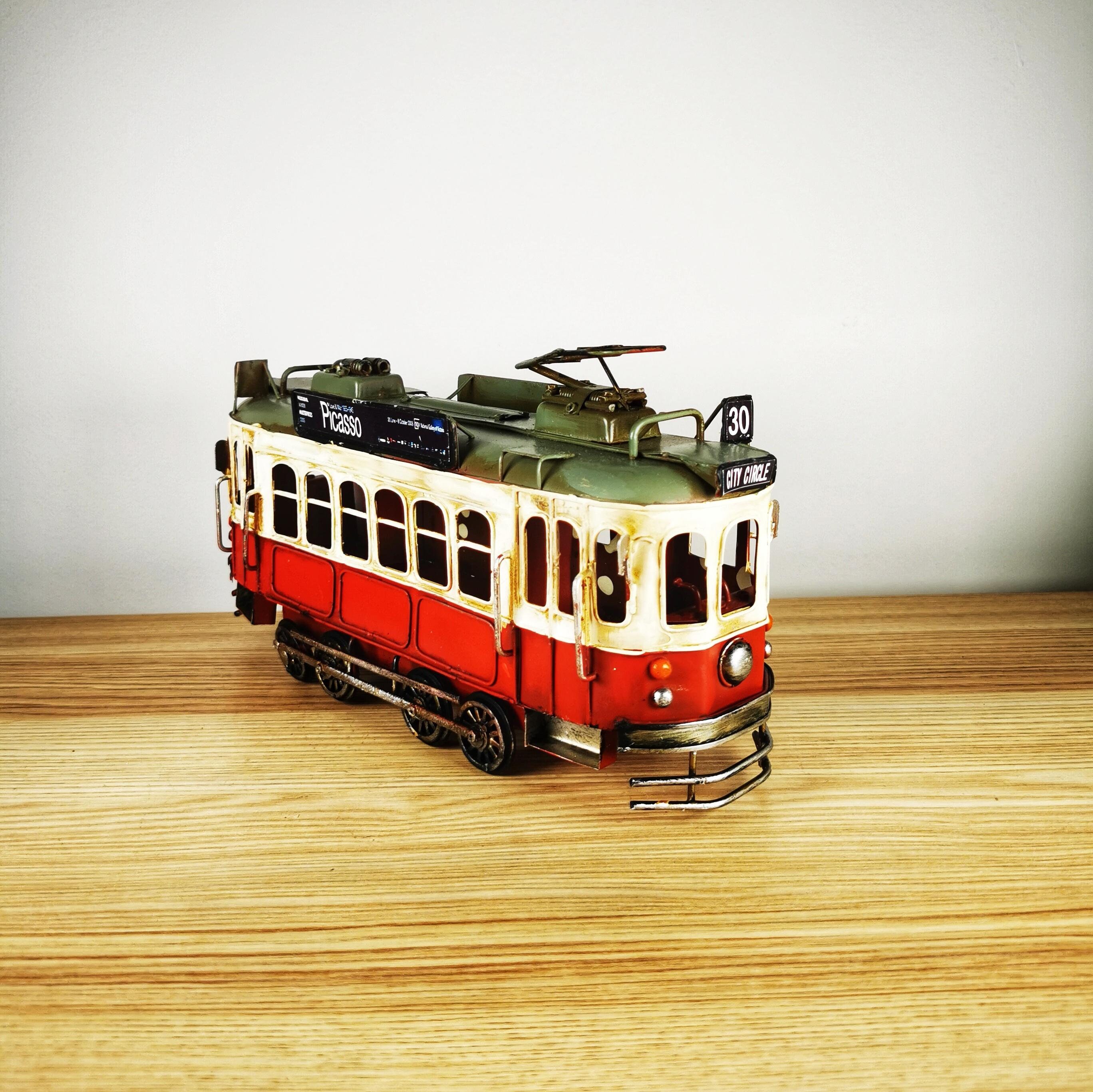 Vintage Tram Metal Train Retro Train Vintage Decoration Miniature Train ...