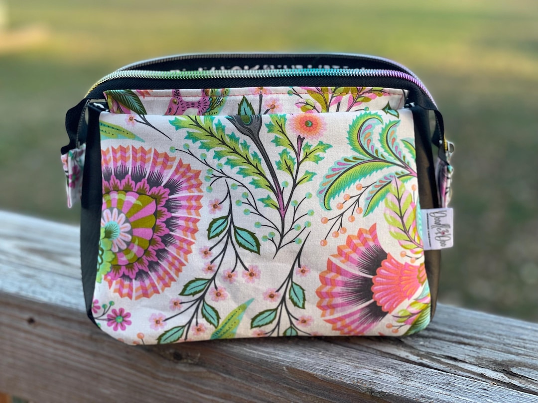Makeup Cosmetic Bag, Plover Pouch, Handmade Zipper Pouch - Etsy