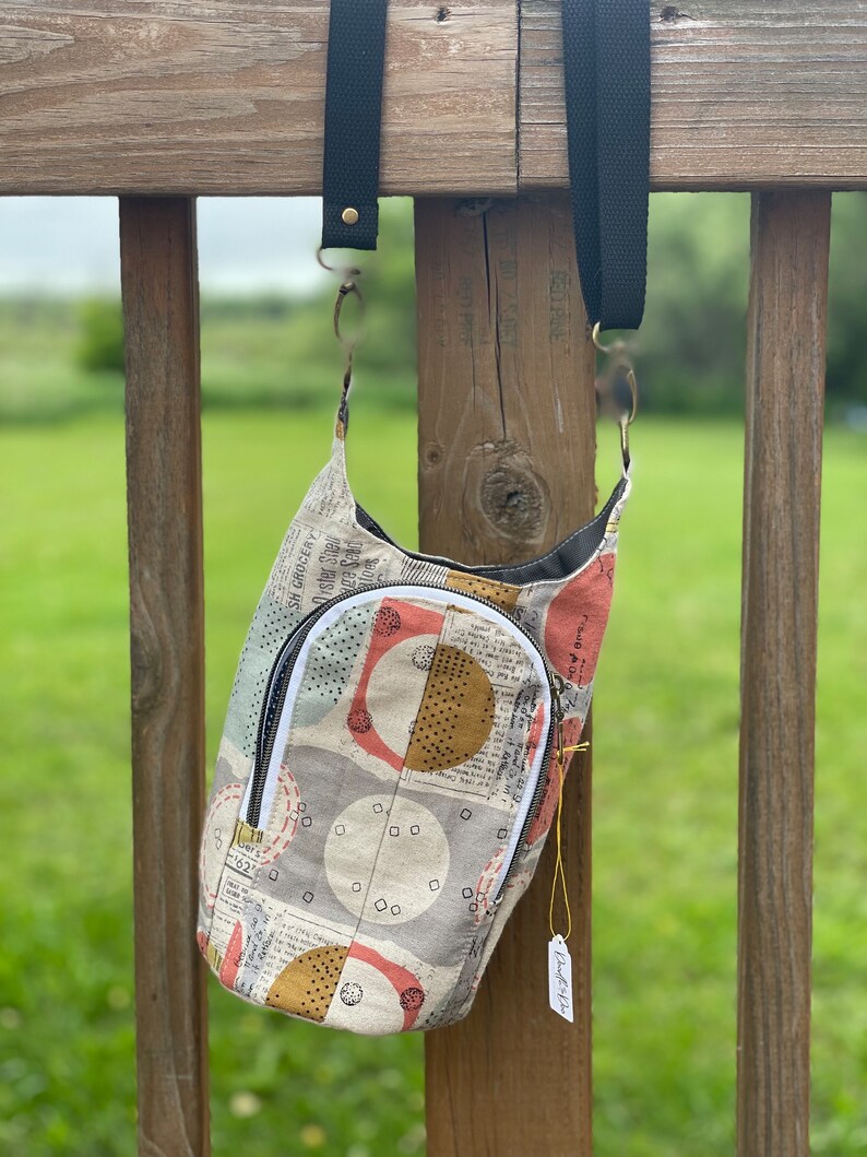 Stay Hydrated On-the-go With a Water Bottle Sling - Etsy