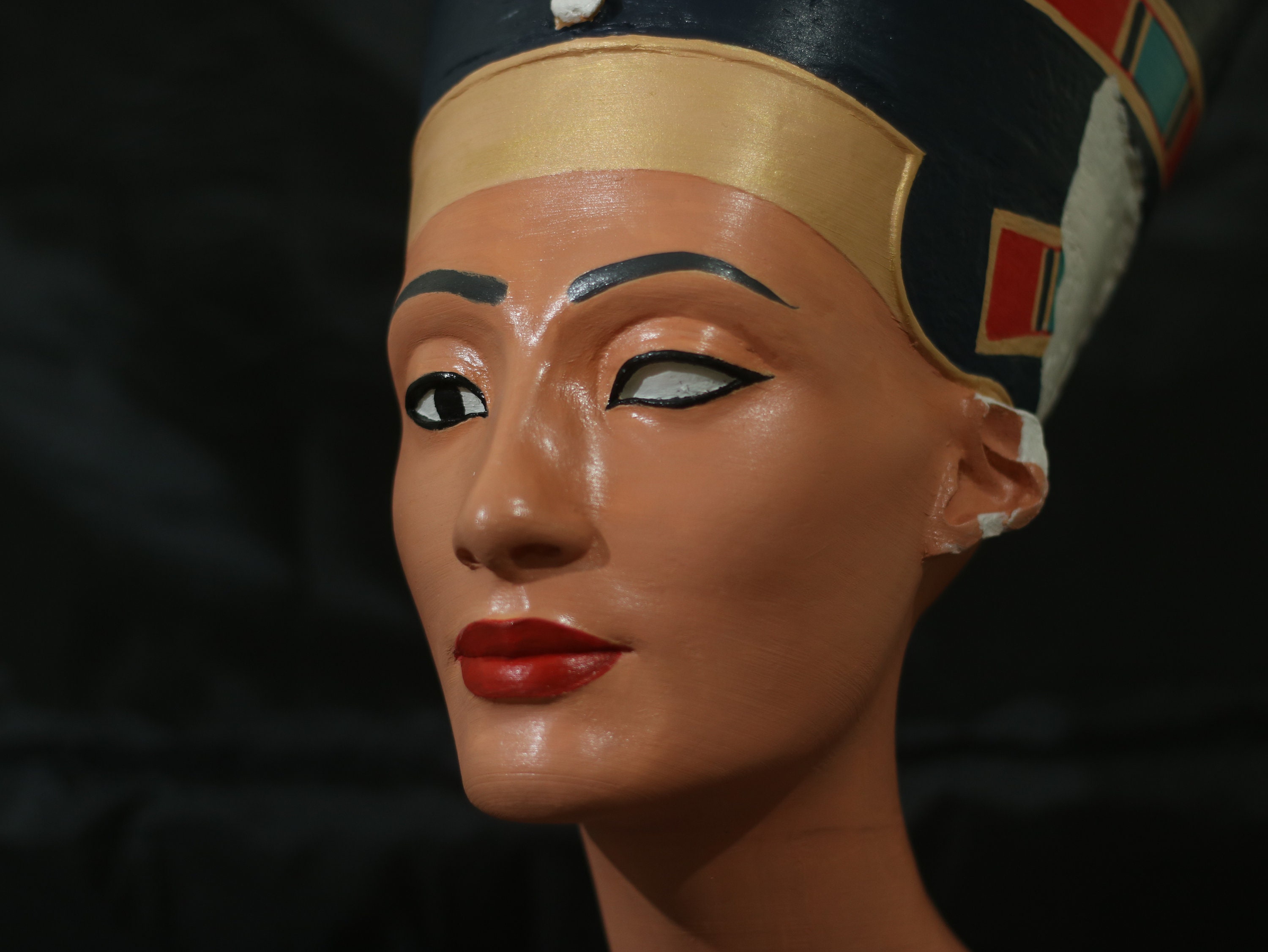 Nefertiti Bust Antique Queen Nefertiti Statue Egyptian Queen Etsy