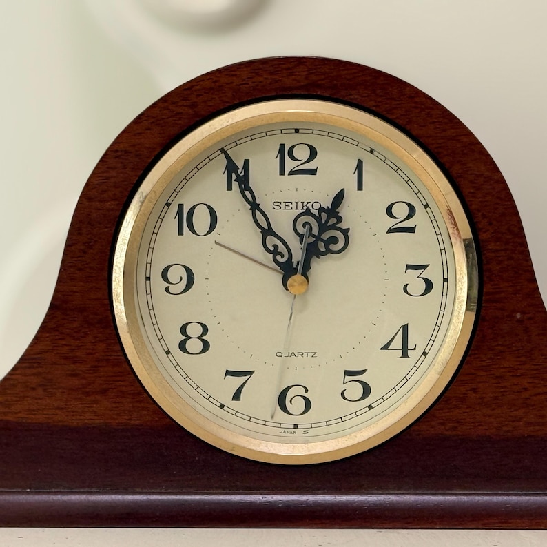 Vintage Seiko Quartz Mantel Clock | Rich Wooden Case | Classic Design ...