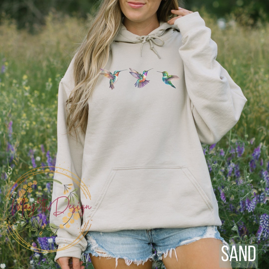 Humming Bird Sweatshirt Gift, Nature Lover Gift, Hummingbird Lover Gift ...