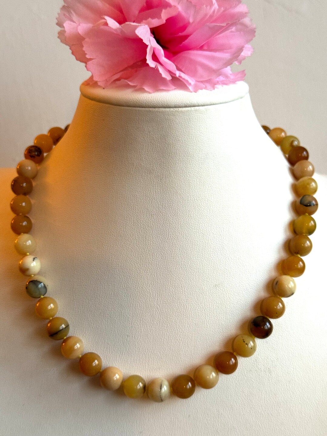 Vintage and Rare Egg Yolk Color Akate Gemstone Hand Knotted Necklace 18 ...