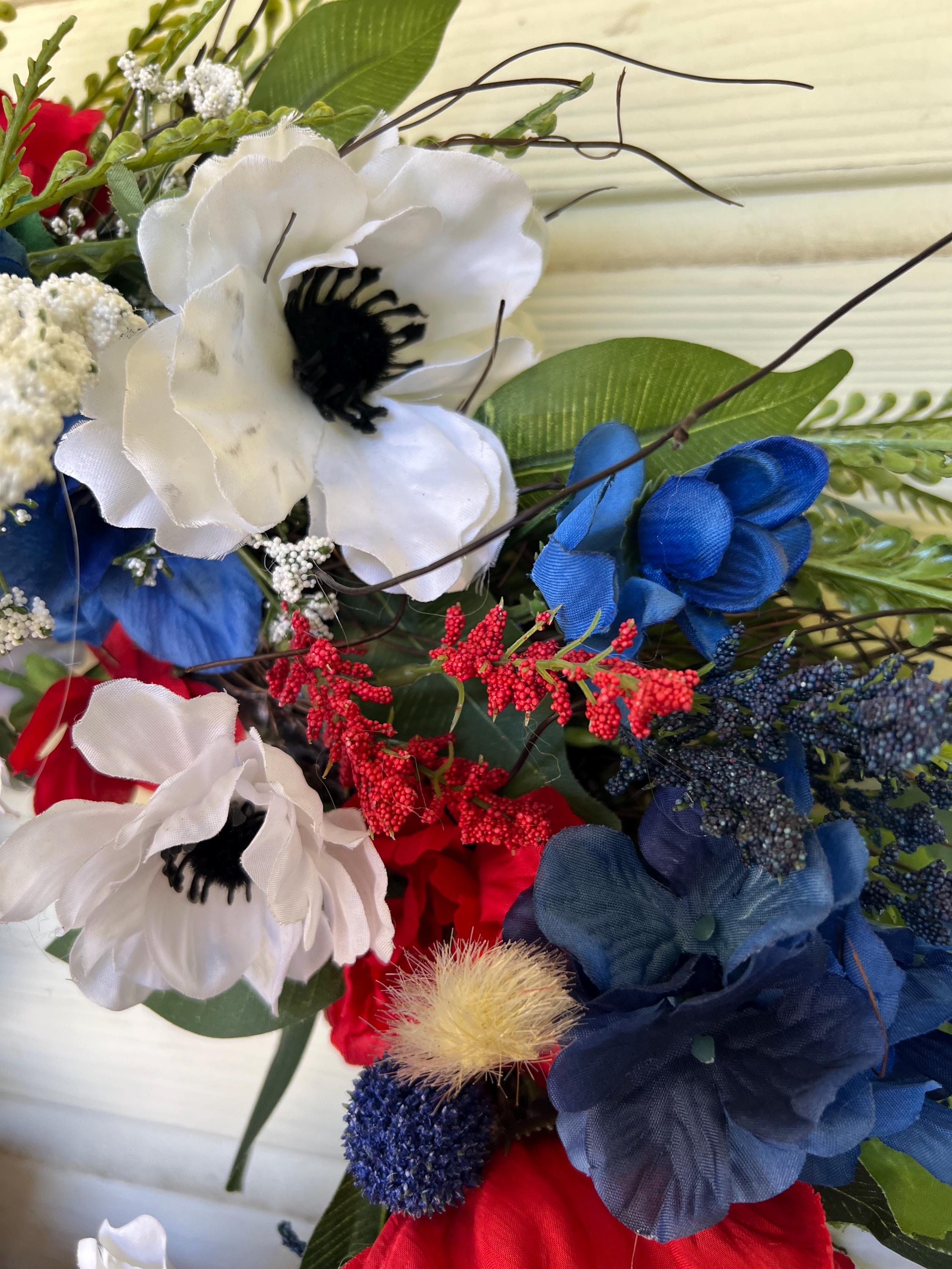 Red White and Blue Anemone Wreath: Patriotic Summer Decor - Etsy