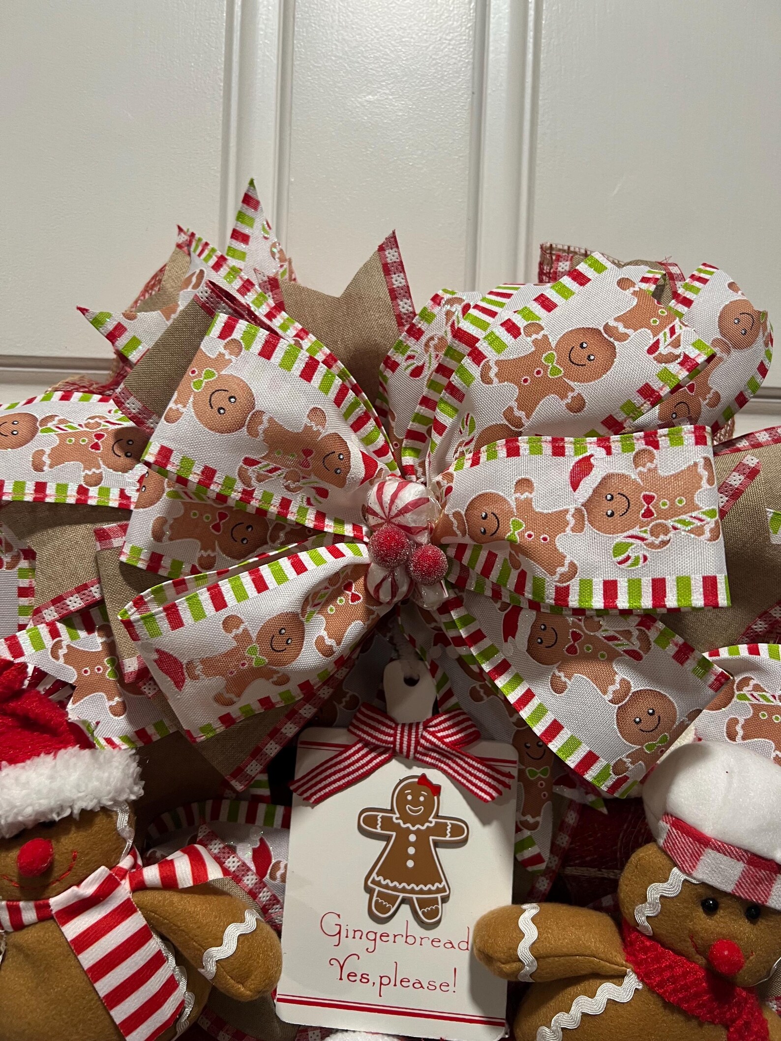 Gingerbread Holiday Wreath, Plush People and Candy - Etsy