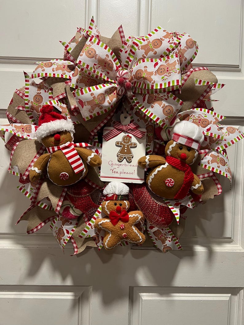 Gingerbread Holiday Wreath, Plush People and Candy - Etsy