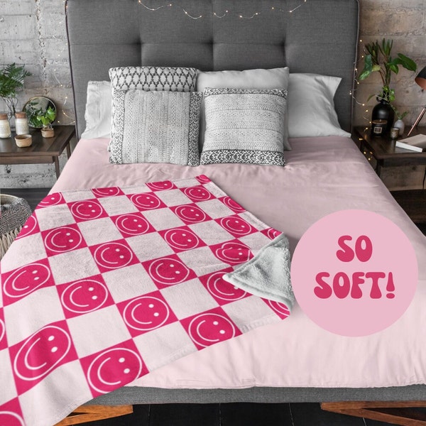 Checkered Smiley Face Blanket - Etsy