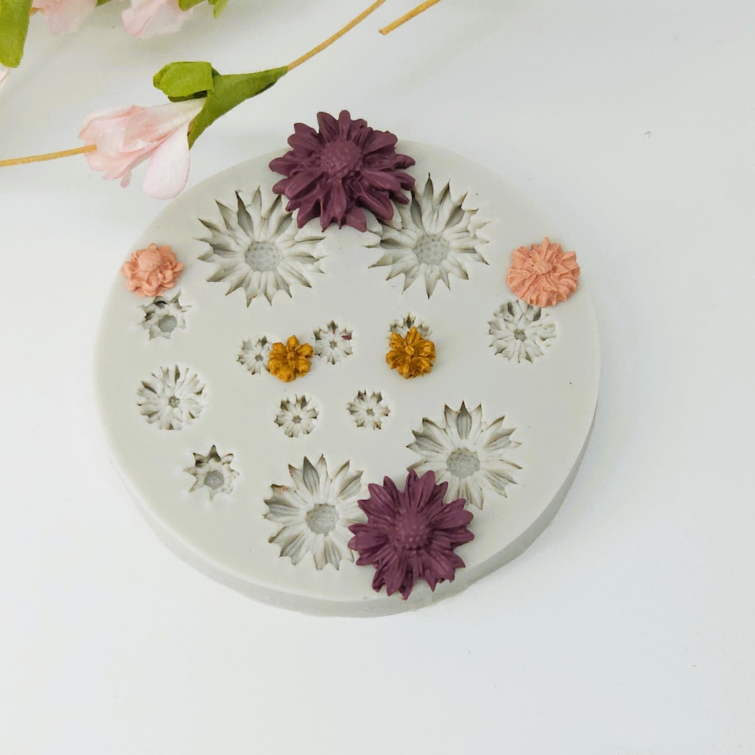 Flowers Silicone Mold, Tiny Flower, Petal Molds, Miniature Flower Mold ...