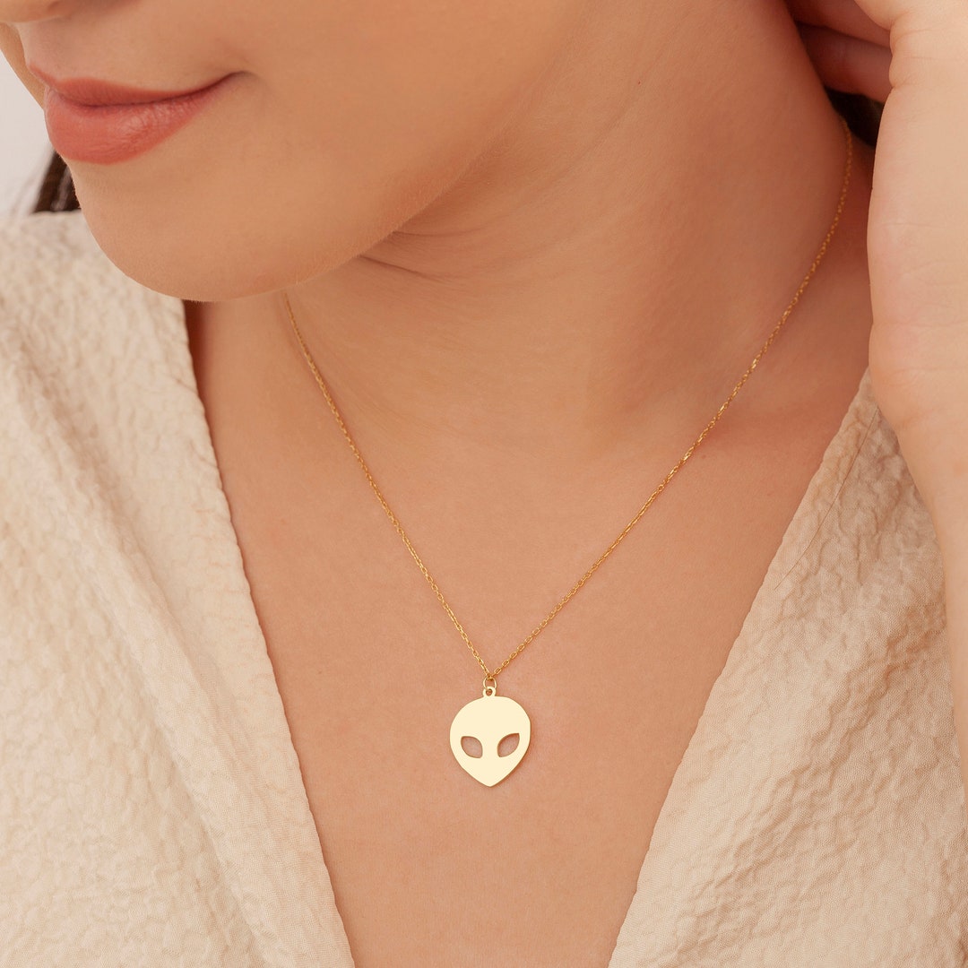 Gold Alien Face Necklace, Silver Alien Head Pendant, Funny Ufo Vibes ...