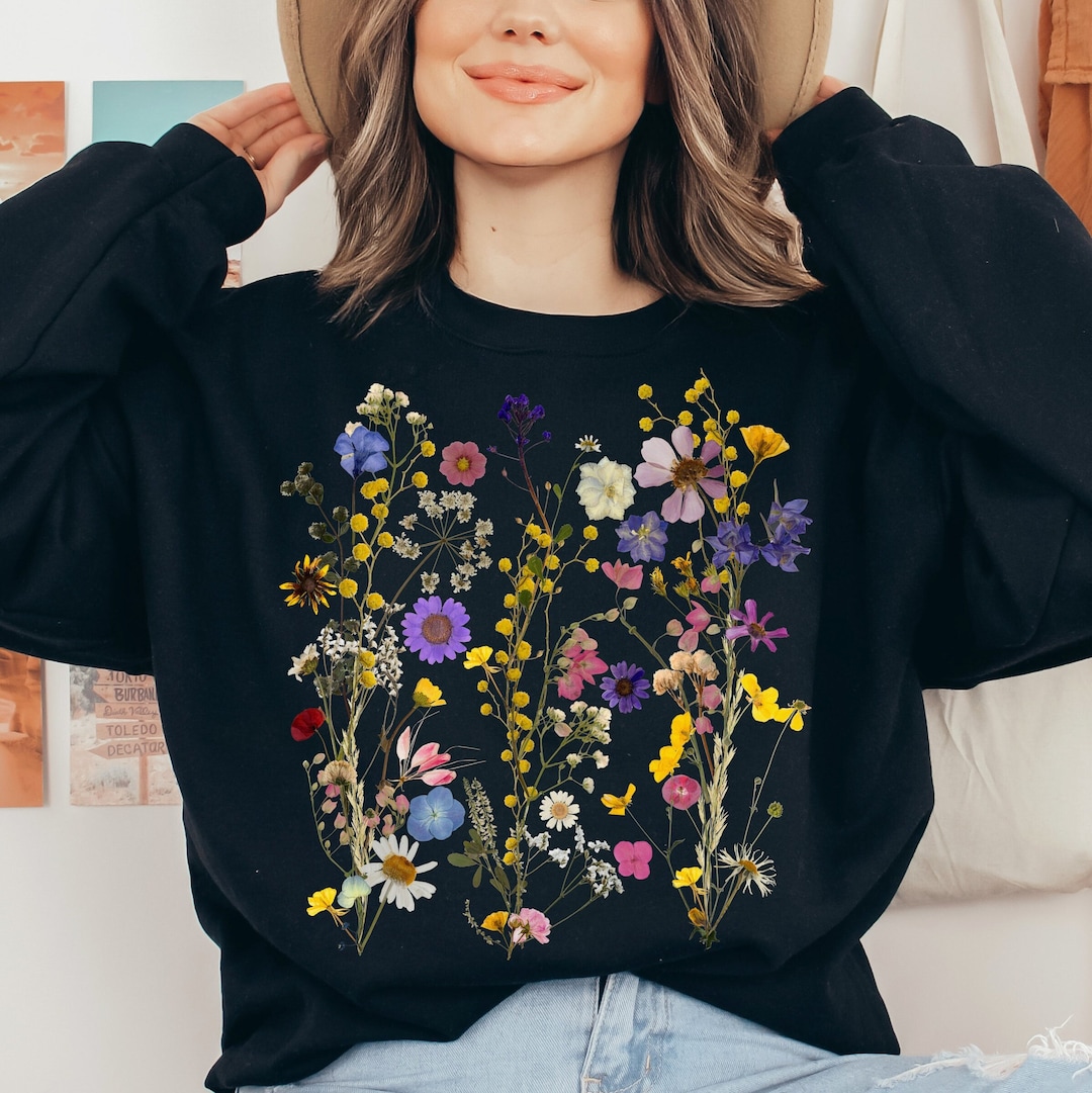 Pressed Flowers Sweatshirt, Boho Wildflowers Cottagecore, Floral ...