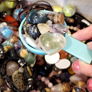 NEW Premium Surprise Crystal Mystery Mix Scoop, Premium Natural Tumbles ...