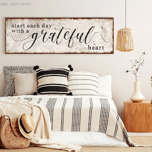 Rustic Farmhouse Bedroom Sign: Grateful Heart Wall Art - Etsy